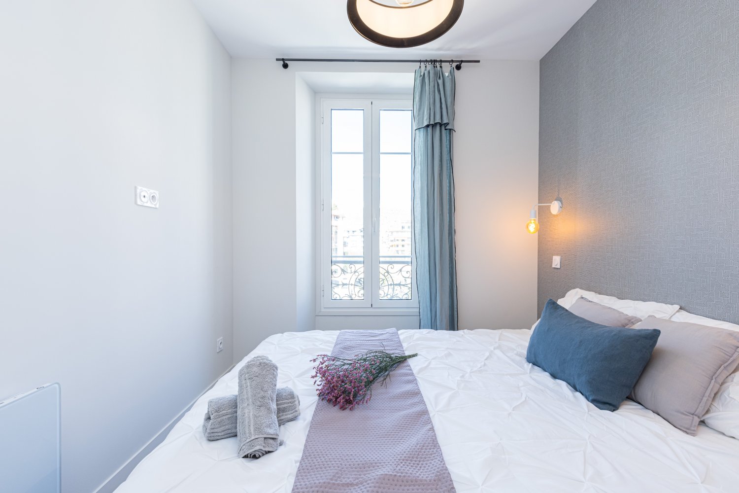 BAVASTRO - The Port - refurbished 2 piece ; apartment for rent in Nice ...