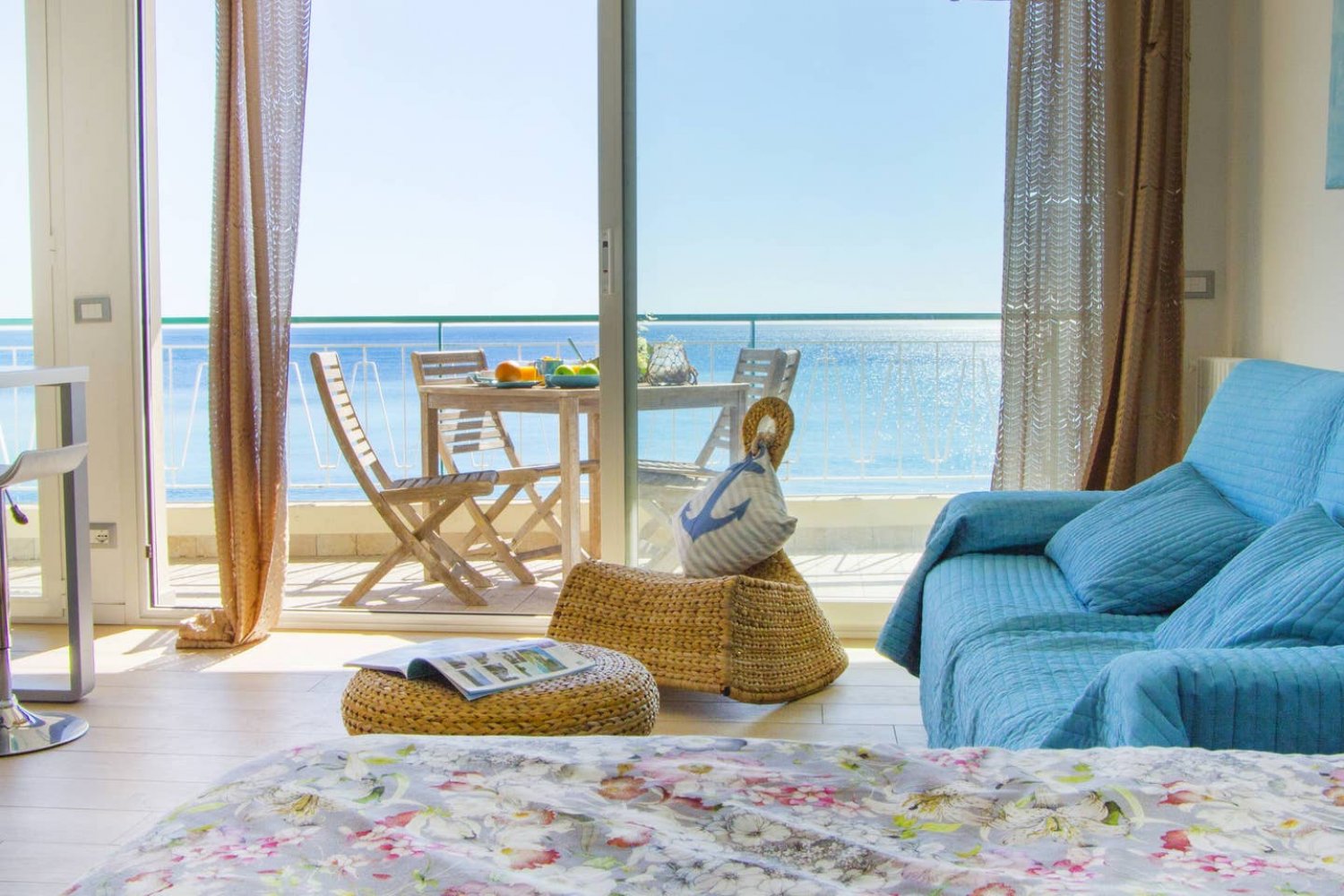 PROM 131 - PROMENADE DES ANGLAIS - Sea view - Terrace ; apartment for ...